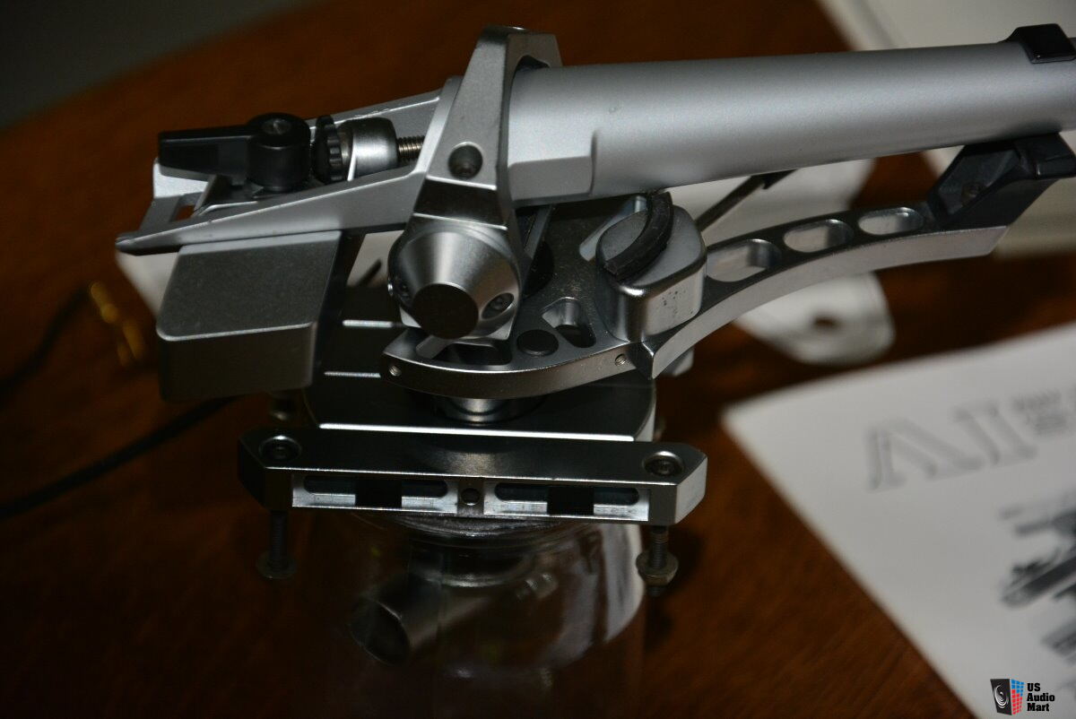 SME IV Tonearm - Just Re-wired with Silver Litz Tonearm wire Photo ...