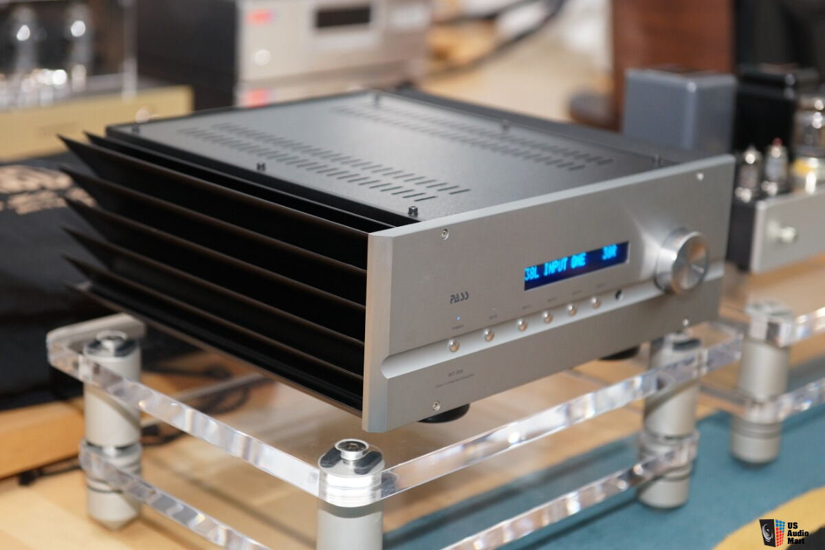 Pass Labs INT30A class A integrated amp Photo #2043332 - US Audio Mart