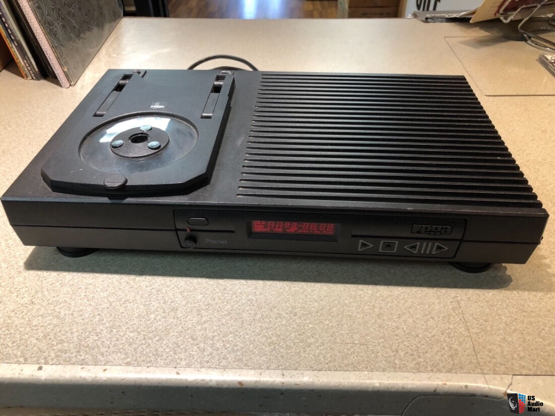 Rega Planet CD player Photo #2043858 - UK Audio Mart