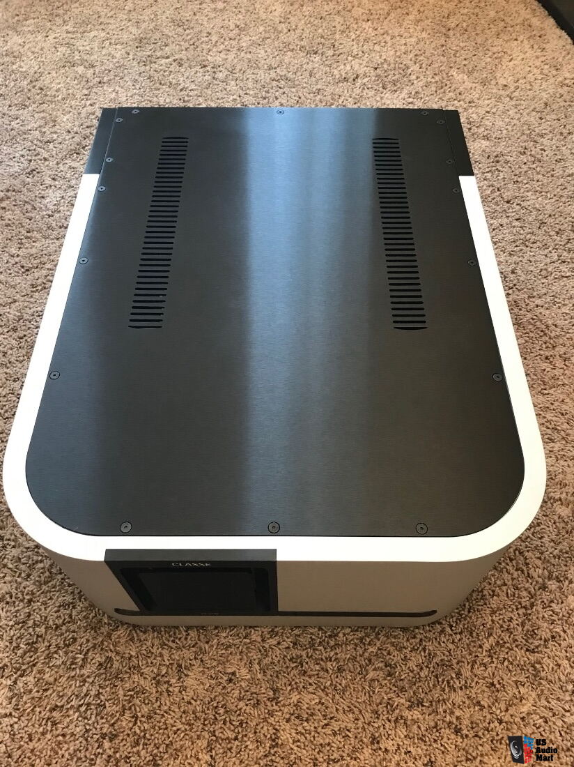 Classe CA-5300 5-channel amplifier Photo #2052753 - Canuck Audio Mart