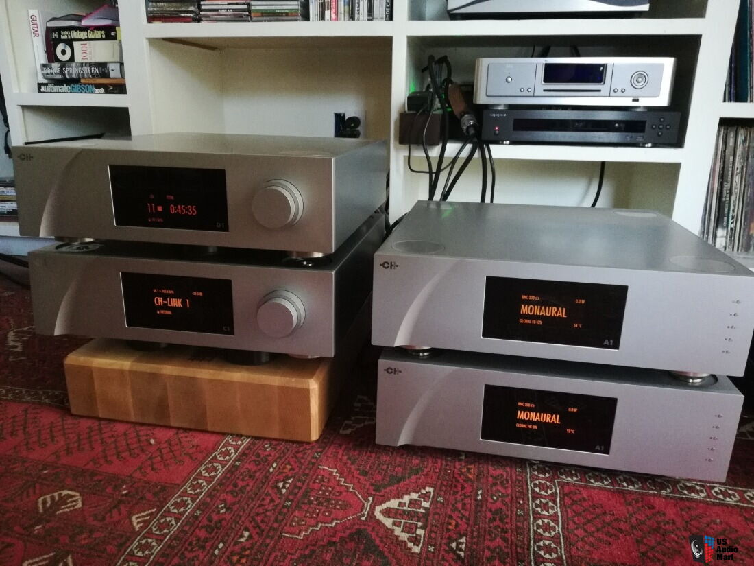 CH Precision system - D1 (SACD/CDP) C1 (DAC/controller) A1 (mono blocks ...