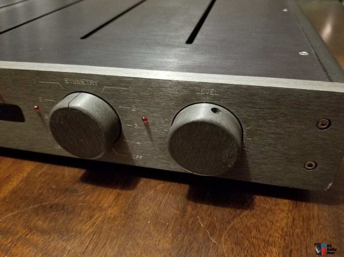 Krell KBL preamp. With original box and manual! Photo #2056625 - UK ...