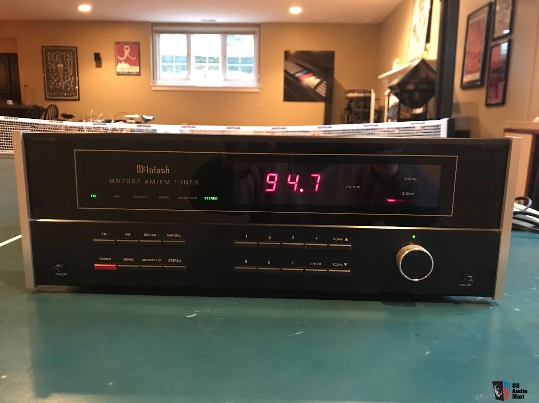 McIntosh MR-7082 AM/FM Digital Tuner - Mint with box, manual, panlocks ...