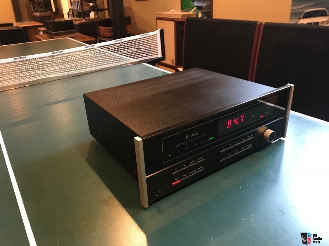 McIntosh MR-7082 AM/FM Digital Tuner - Mint with box, manual, panlocks ...