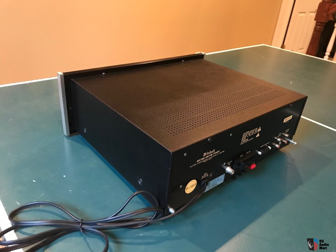 McIntosh MR-7082 AM/FM Digital Tuner - Mint with box, manual, panlocks ...