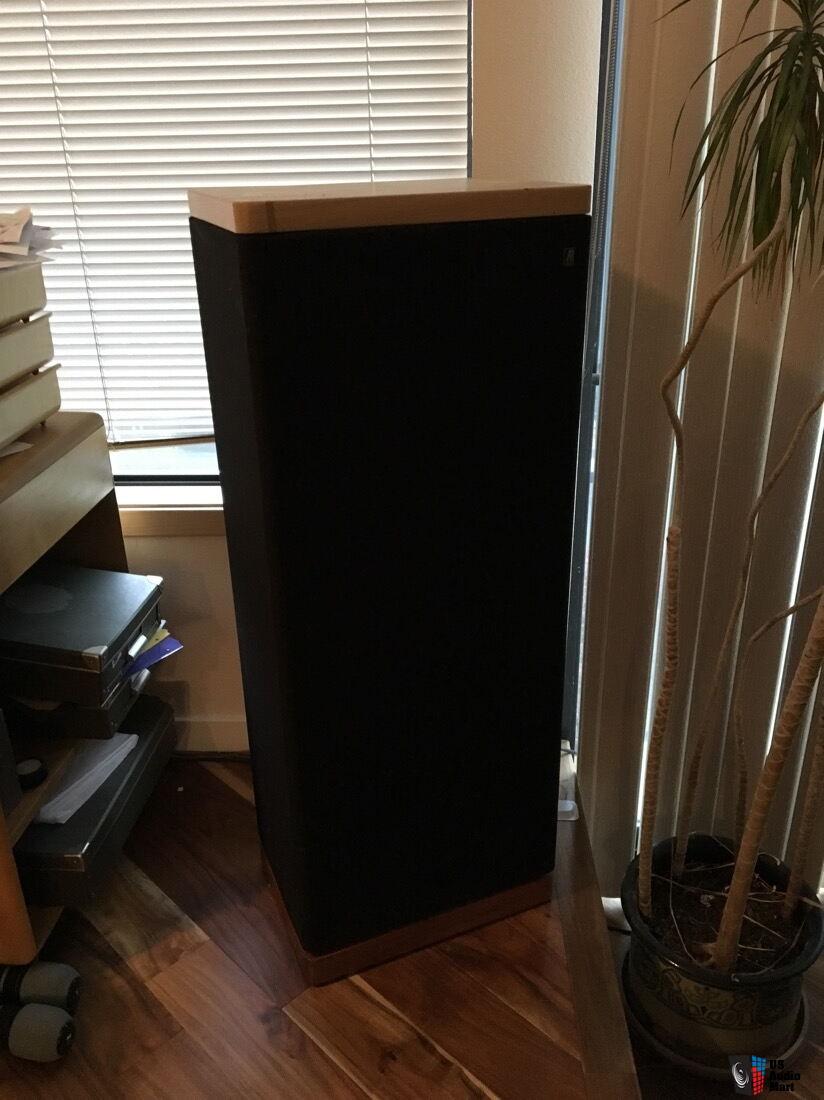 Acoustic Research Magic speakers MGC-2 in excellent condition Photo ...