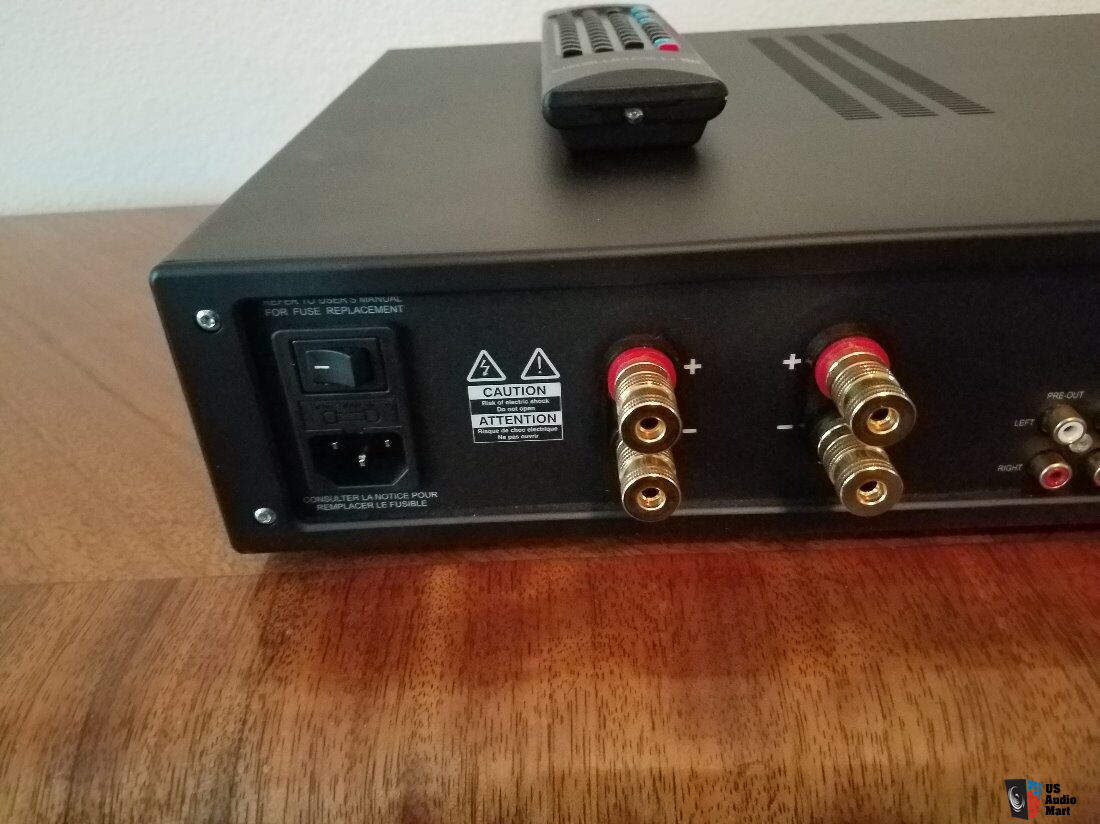 Micromega IA-400 Integrated amp Photo #2083375 - UK Audio Mart