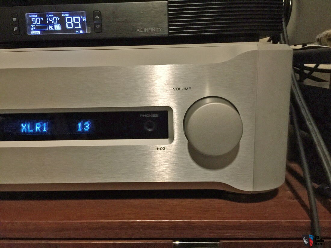 Esoteric I-03 Integrated Amplifier **Excellent Condition (9/10 ...