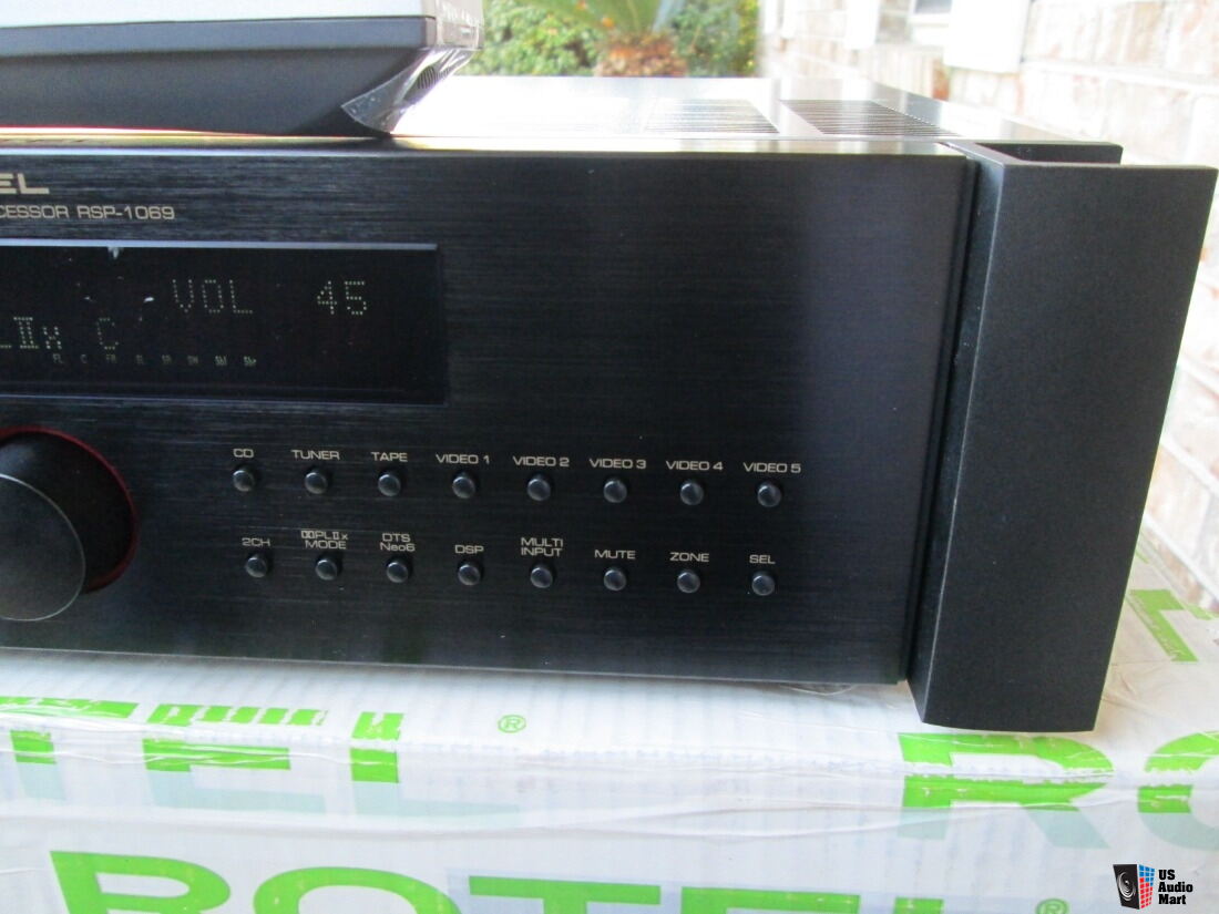 Rotel RSP-1069 Surround processor Black in box W/Remote near Mint Photo ...