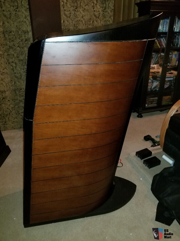 Usher Dancer BE-20 Diamond DMD in walnut Photo #2105085 - US Audio Mart