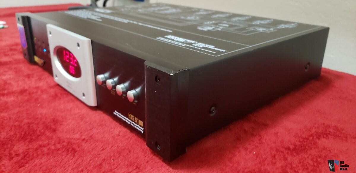 Monster Power HTS 5100 Home Theater Reference Power Center - WORKING ...