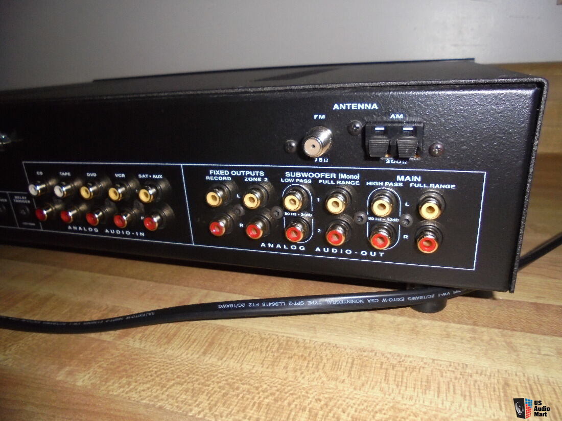 Anthem TLP-1 Preamplifier / Tuner w. remote control , and shipping box ...