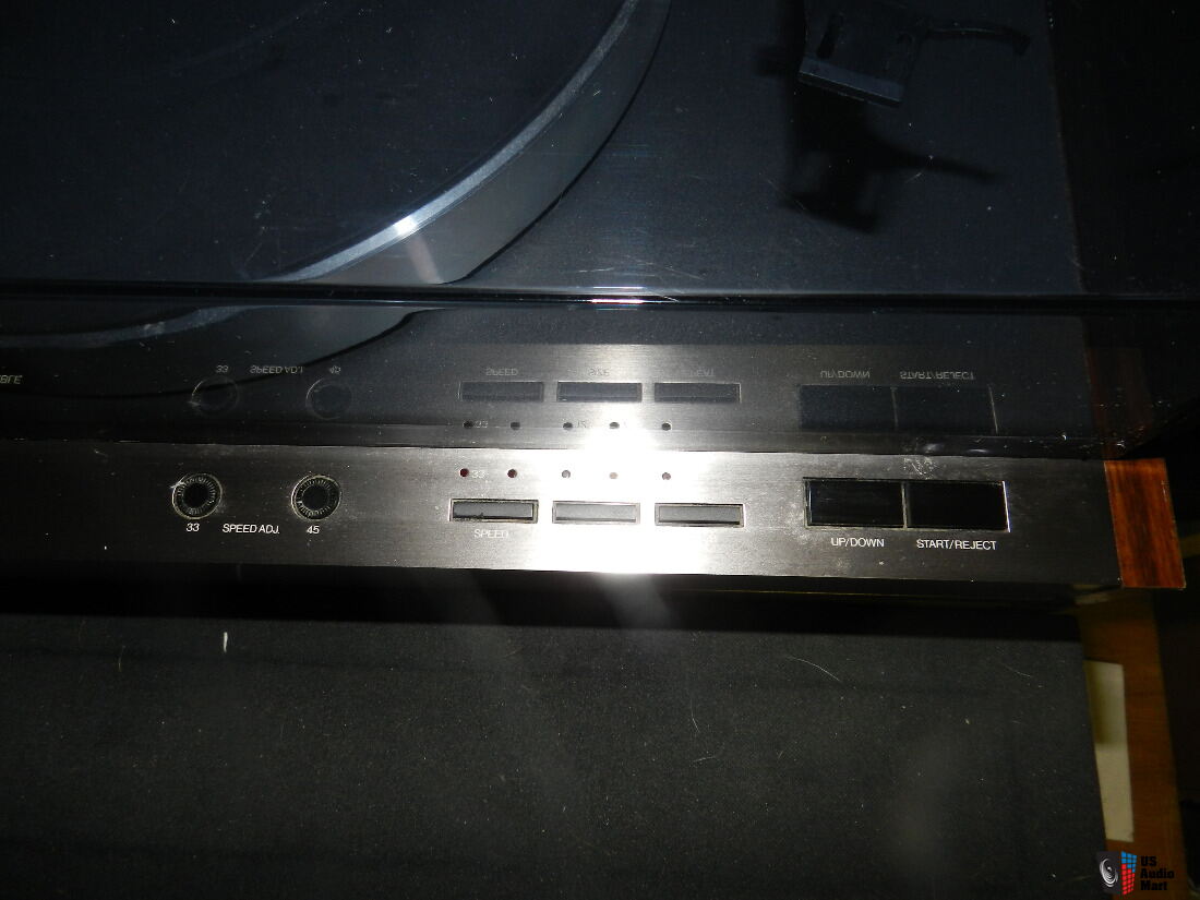 Kyocera 701 Semiautomatic Turntable Photo #2135720 - US Audio Mart