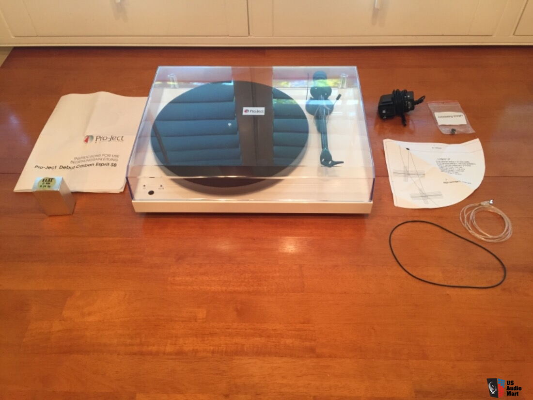 Pro-Ject Debut Carbon (DC) Esprit SB Turntable (White) Photo #2136104 ...