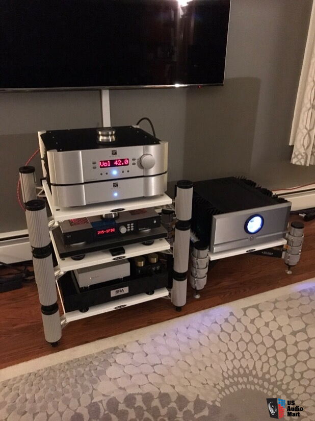 Simaudio MOON Evolution P-8 Reference Dual-mono Preamplifier ...