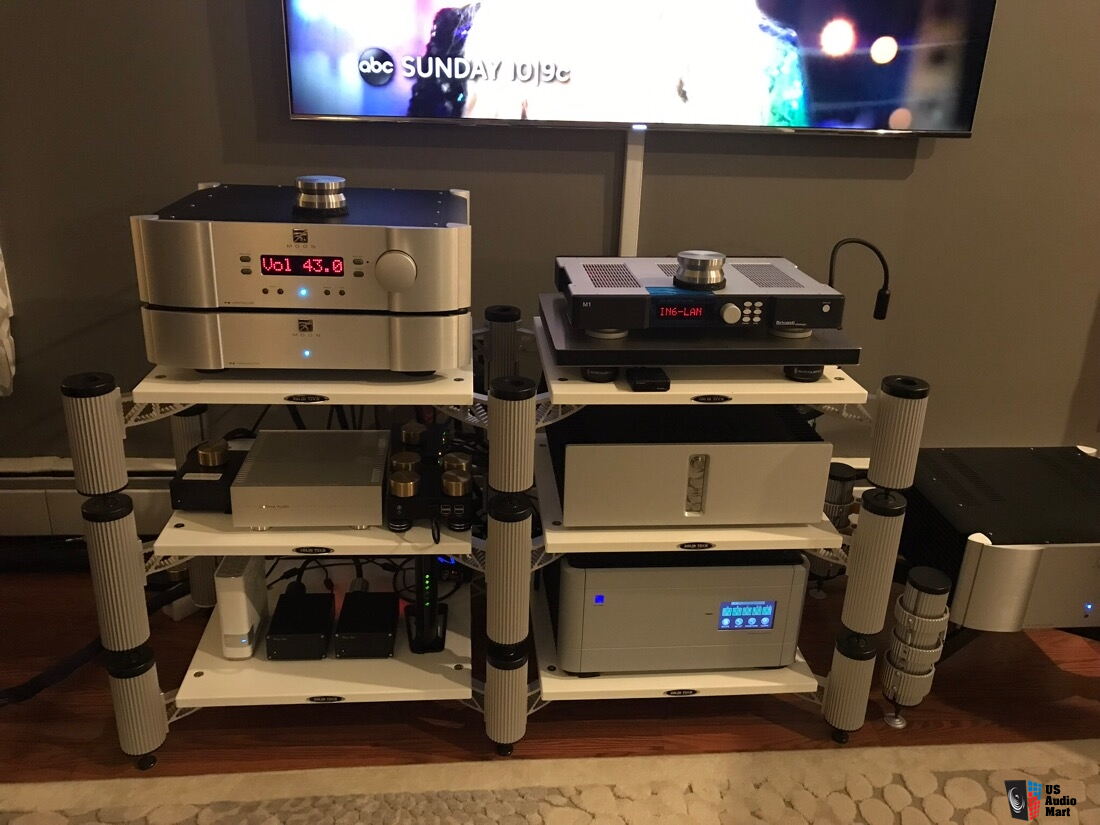 Simaudio MOON Evolution P-8 Reference Dual-mono Preamplifier ...