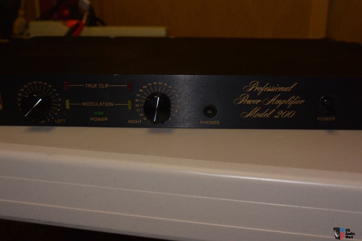 BGW model 200 stereo power amplifier Photo #2153511 - UK Audio Mart