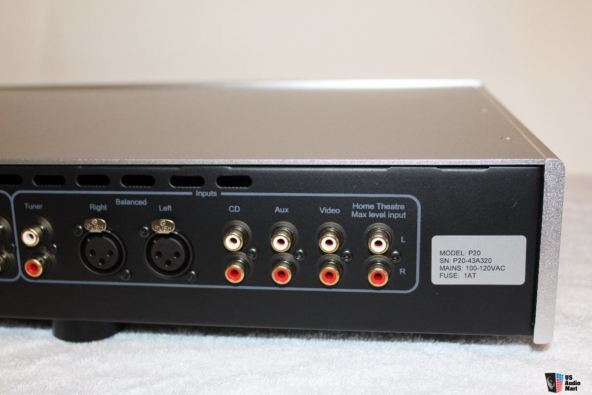 Hegel P20 Preamp (3 months old - Excellent condition) Photo #2131514 ...