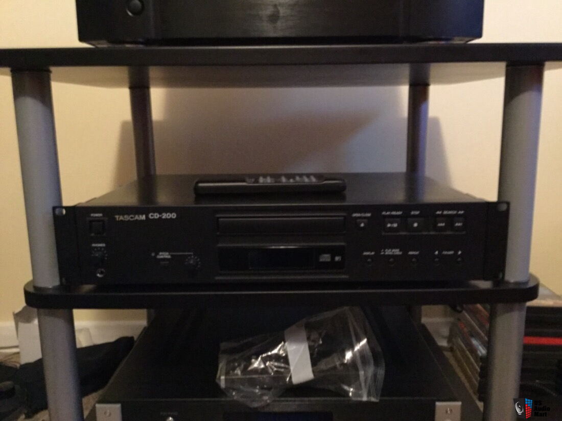 Tascam CD200 cd player For Sale - US Audio Mart