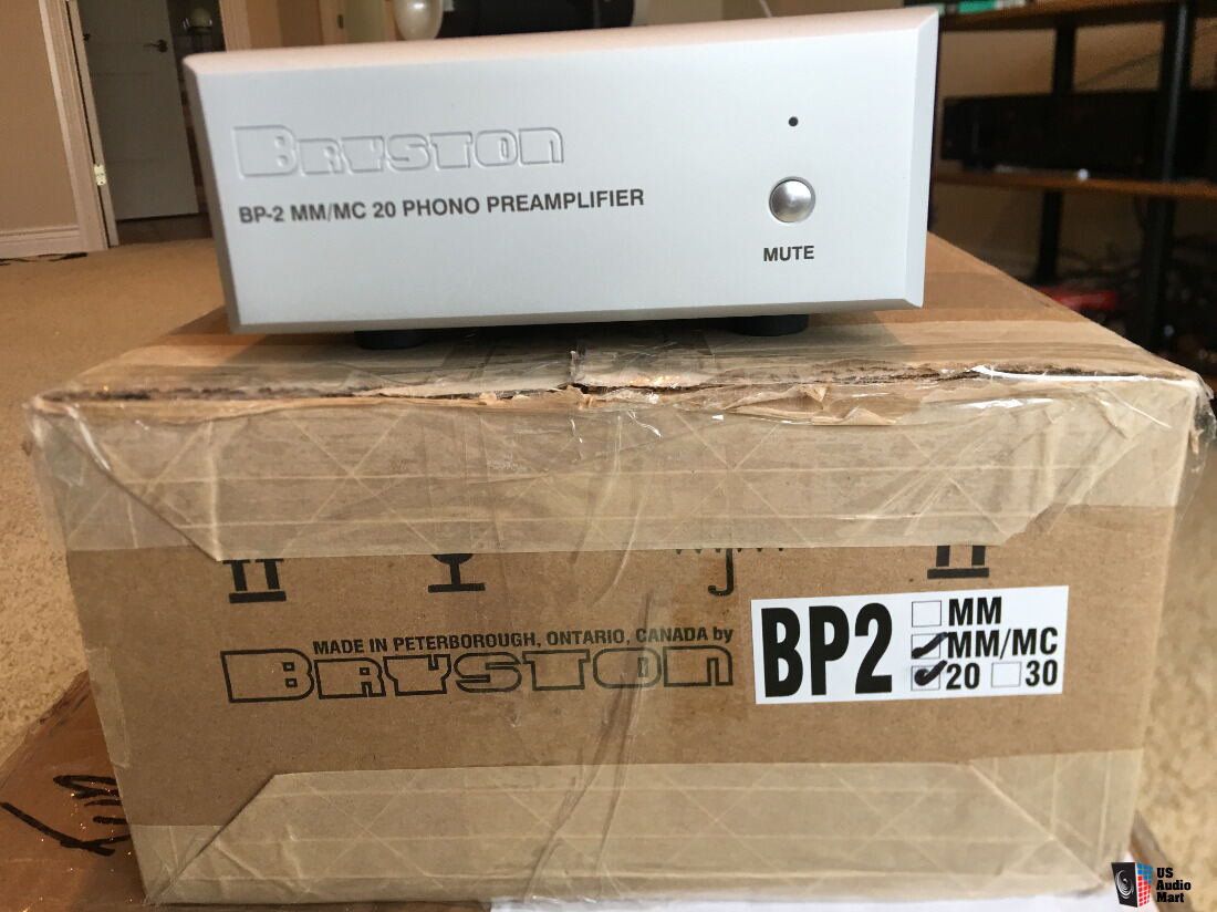 Bryston BP2 MM/MC Preamp with PS3 power supply For Sale - US Audio Mart