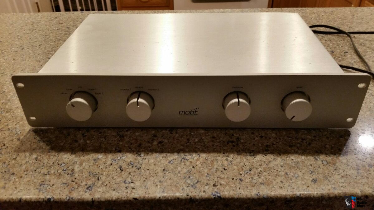 Rare Conrad Johnson Motif MC-8 Preamplifier - Wonderful Sounding with ...
