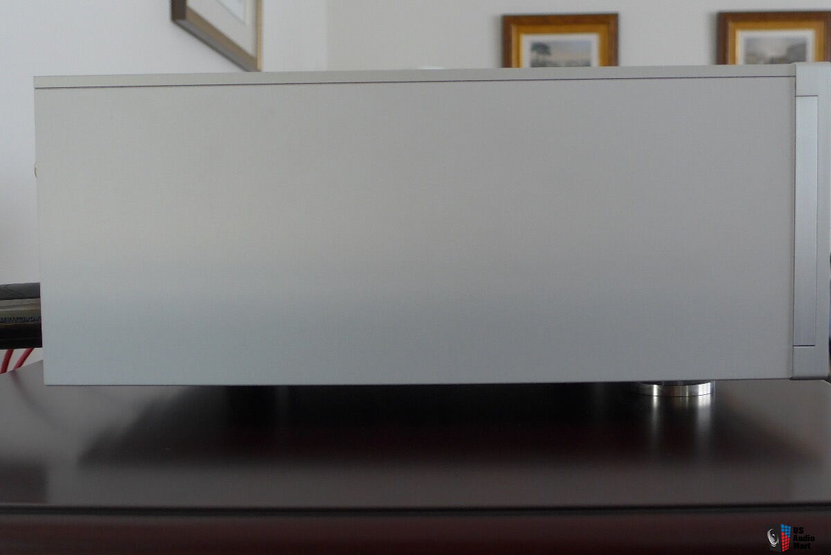 Esoteric X05 SACD CD Player - SILVER Photo #2183818 - US Audio Mart