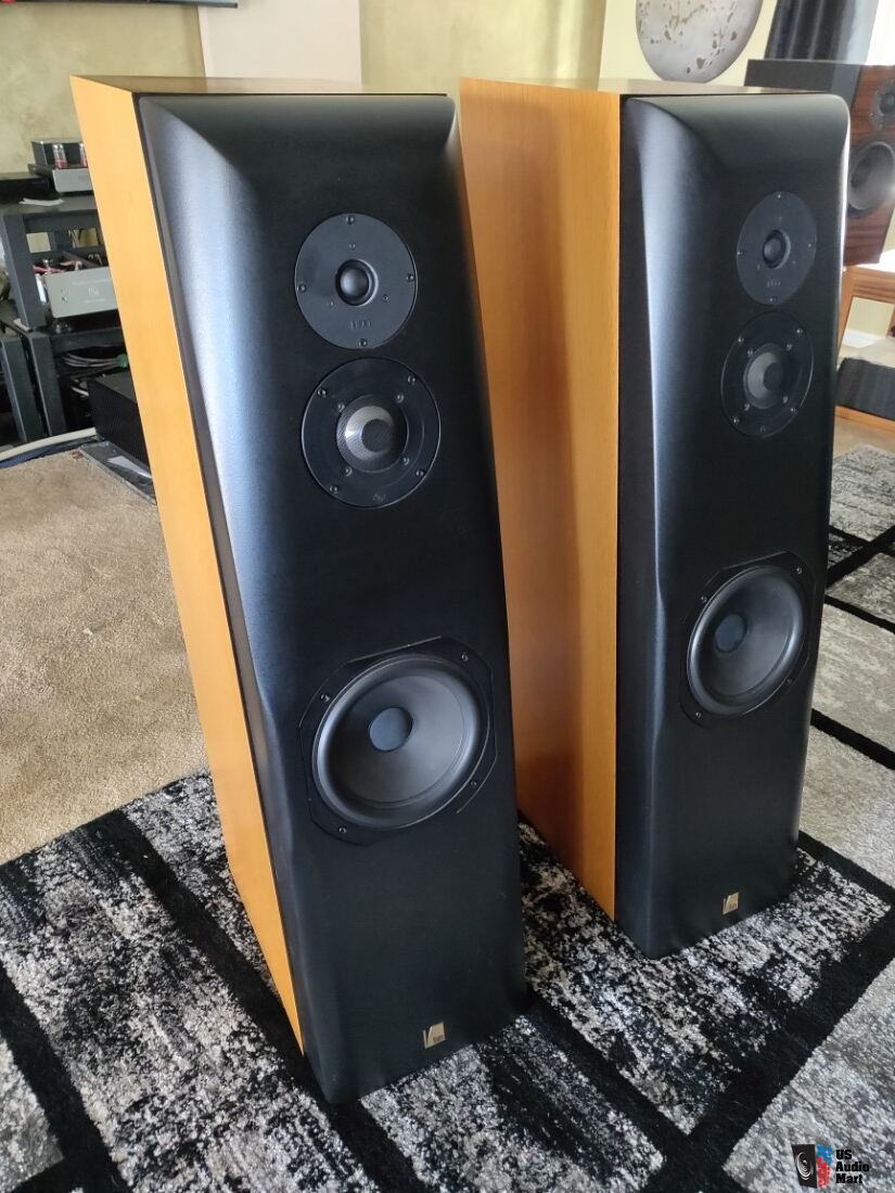Hales Concept 3's 3-way Floorstanders Photo #2141069 - Aussie Audio Mart