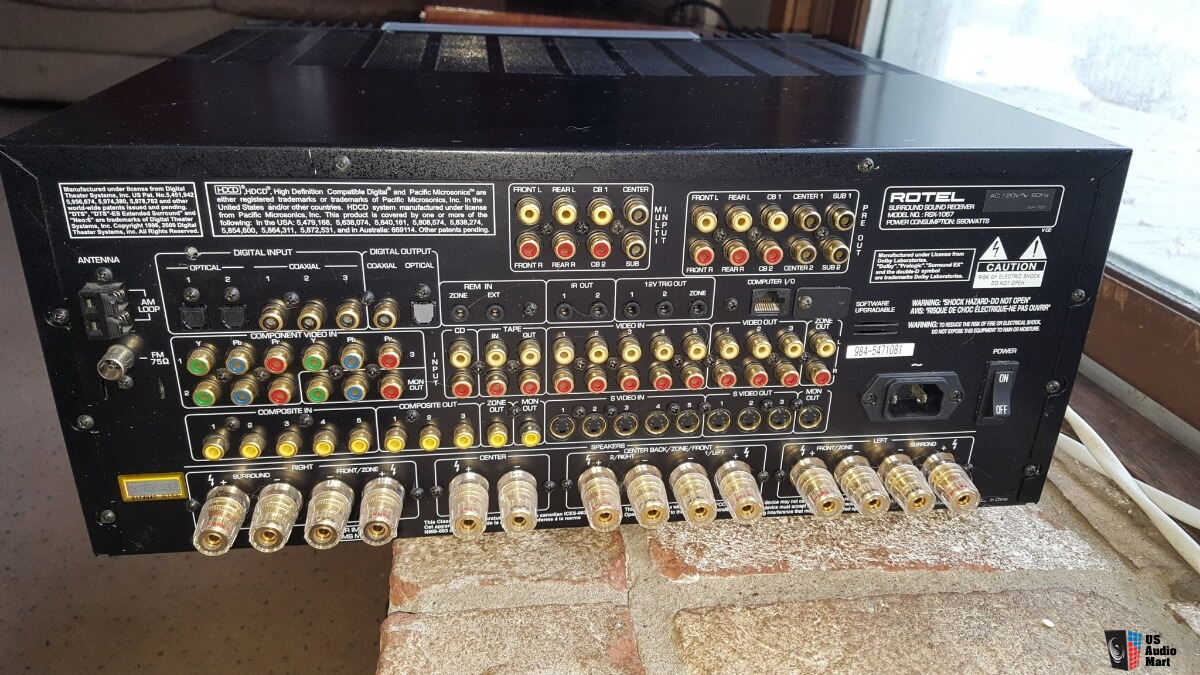 Rotel RSX-1067 7.1 surround sound processor Photo #2205301 - UK Audio Mart
