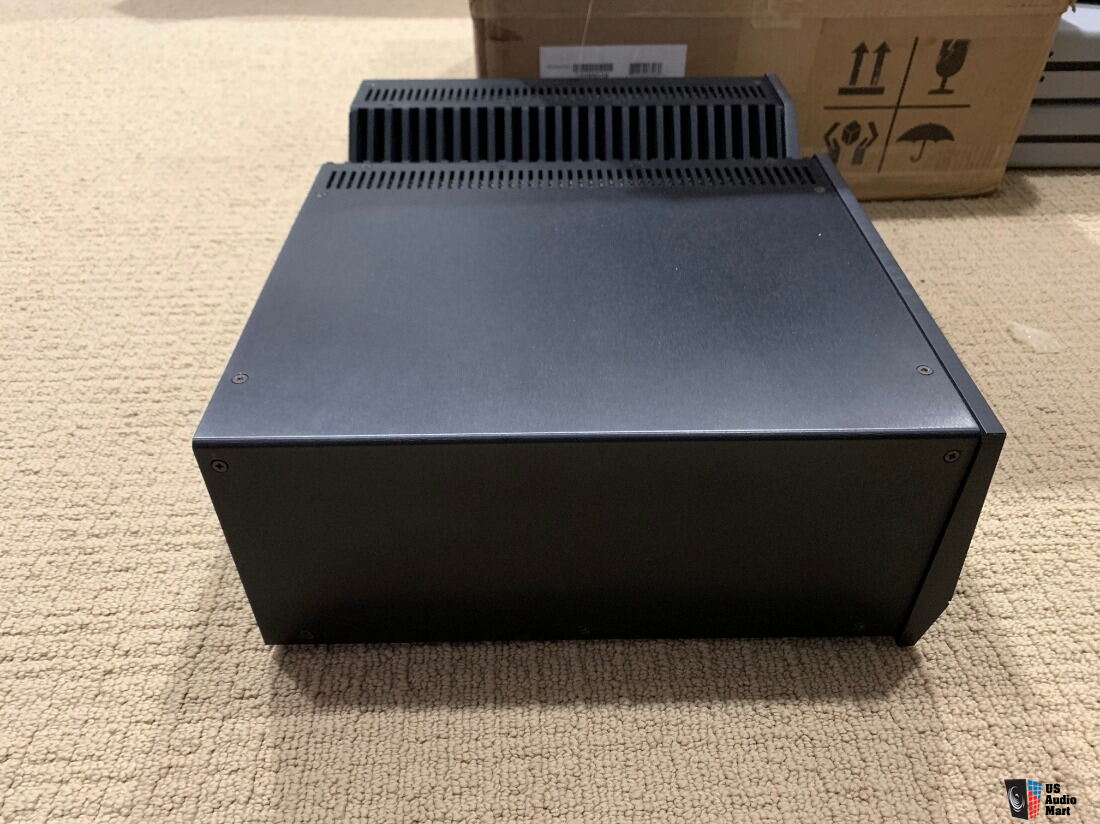 Aragon 8008 Dual Mono Amplifier Photo #2210762 - UK Audio Mart