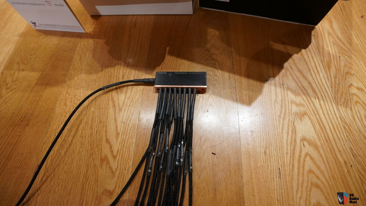 Synergistic Research Grounding High Def Grounding cables - 3 left Photo ...