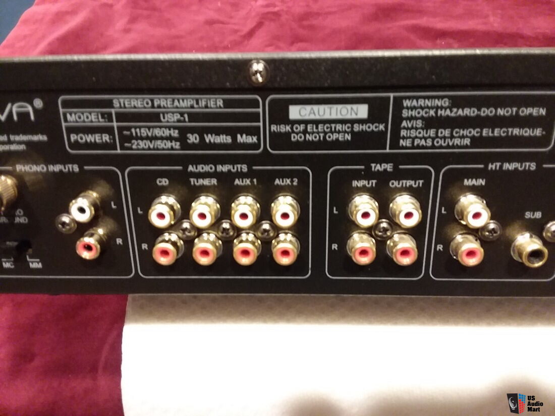 Emotiva USP-1 pre-amplifier Photo #2236805 - UK Audio Mart