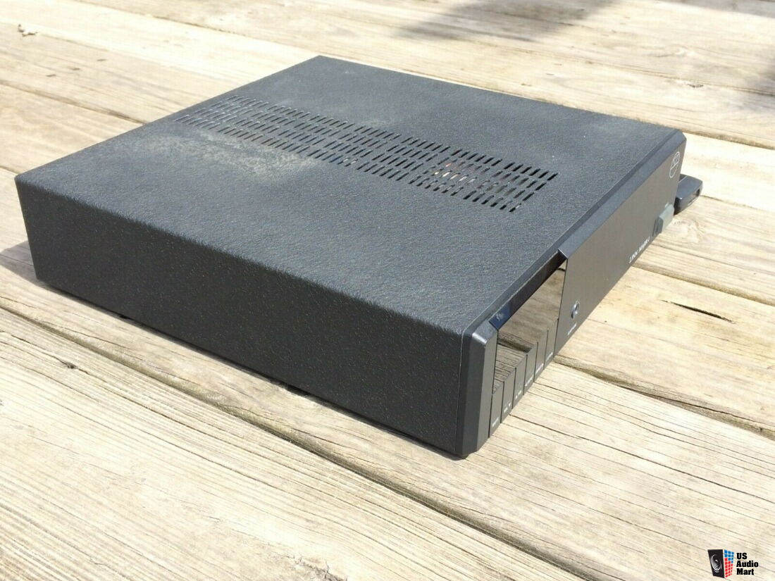 Linn Majik Integrated Amplifier with phono stage, headphone out, remote ...