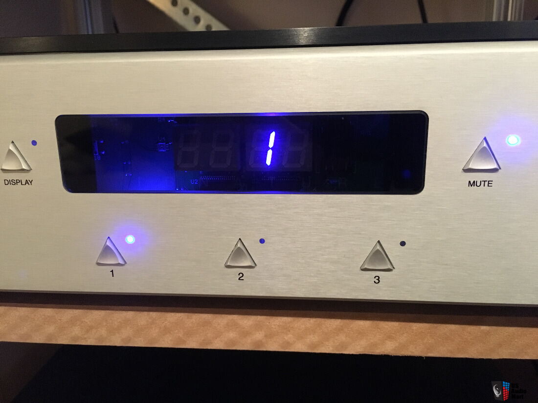 Aesthetix Rhea Signature phono preamp Photo #2287583 - US Audio Mart
