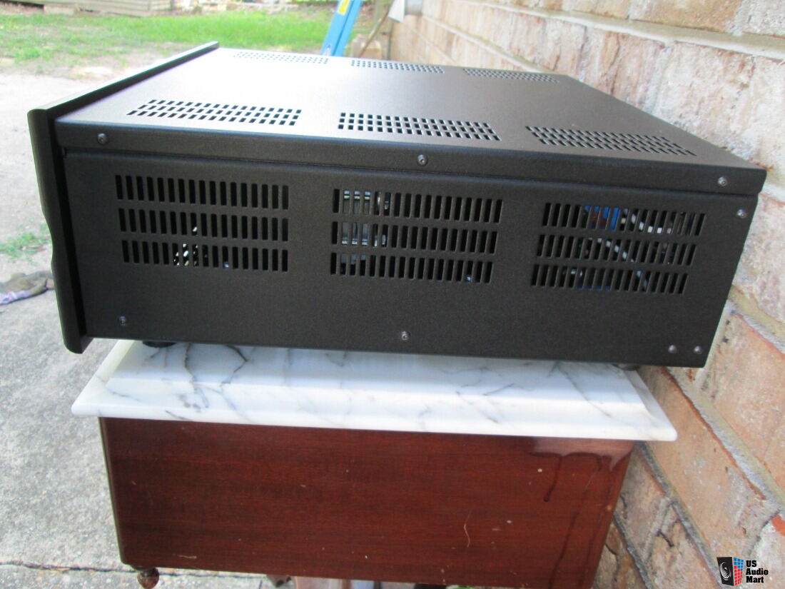 Bryston Bit 20 Power conditioner Black Photo #2297718 - US Audio Mart