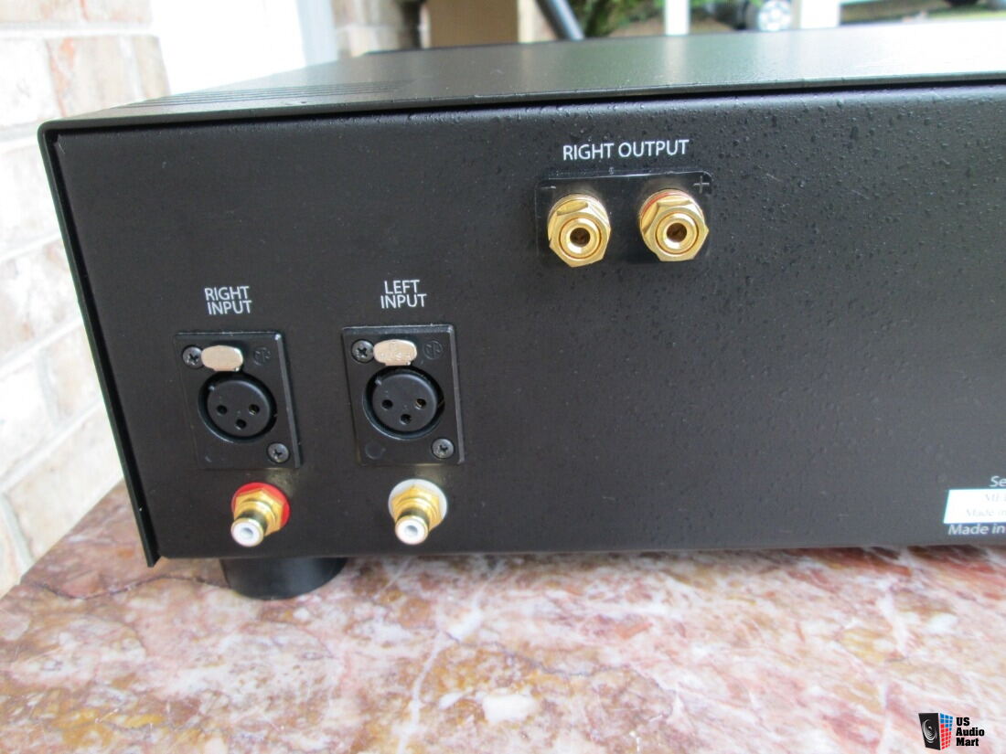 Rogue Audio medusa Hybrid Amplifier Black excellent condition! Photo ...