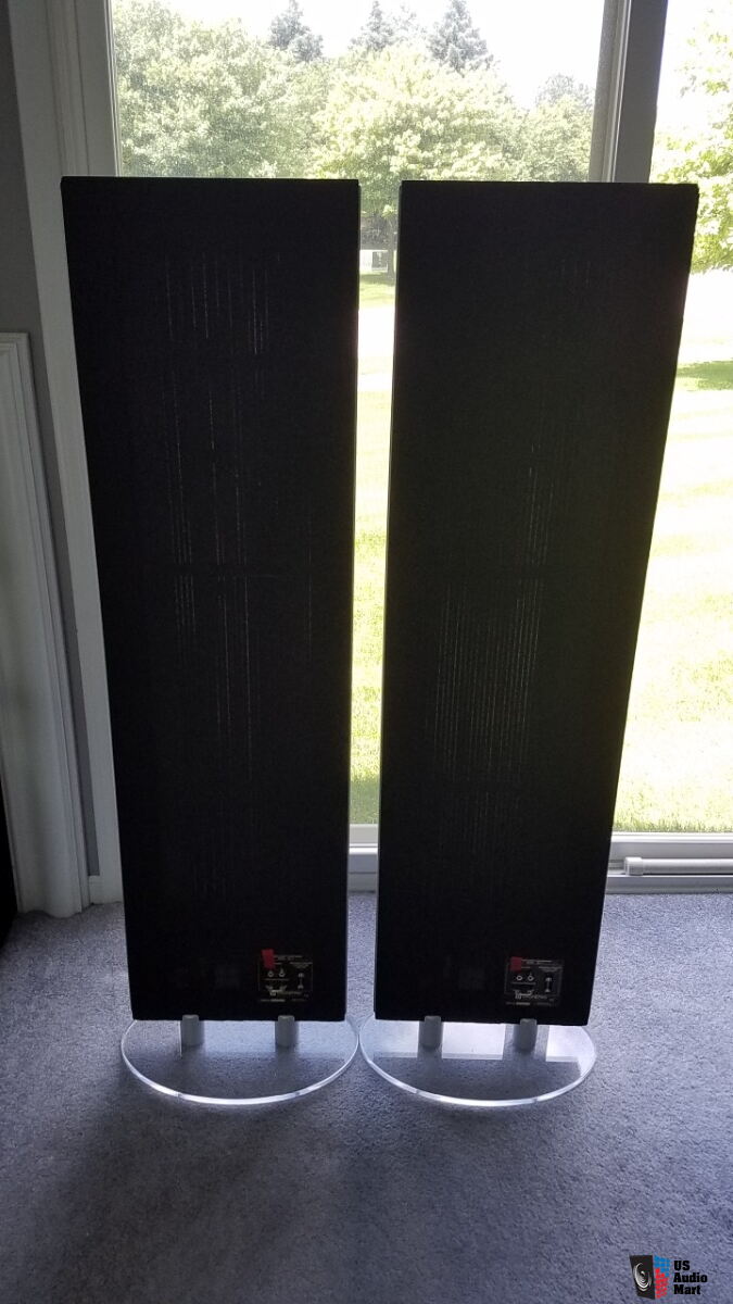 Magnepan .7 black/aluminum rails and plexiglass bases Photo #2307491 ...