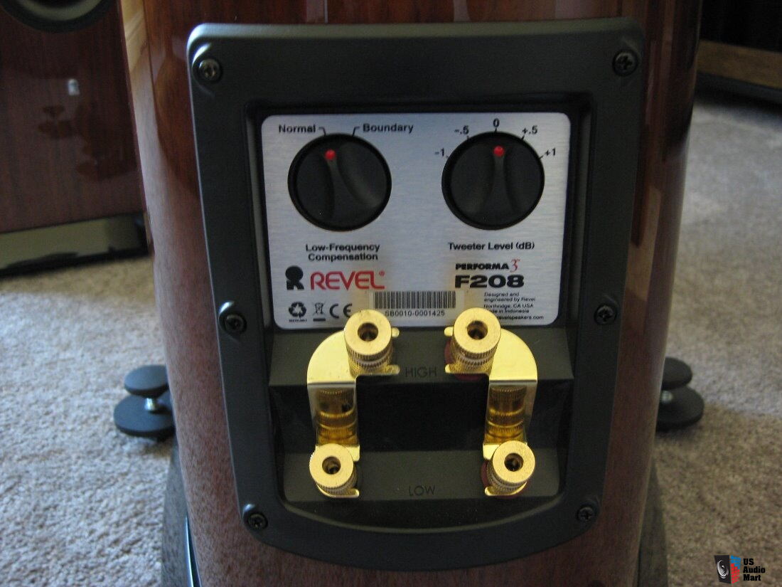 Revel F208 Walnut Photo #2350611 - US Audio Mart