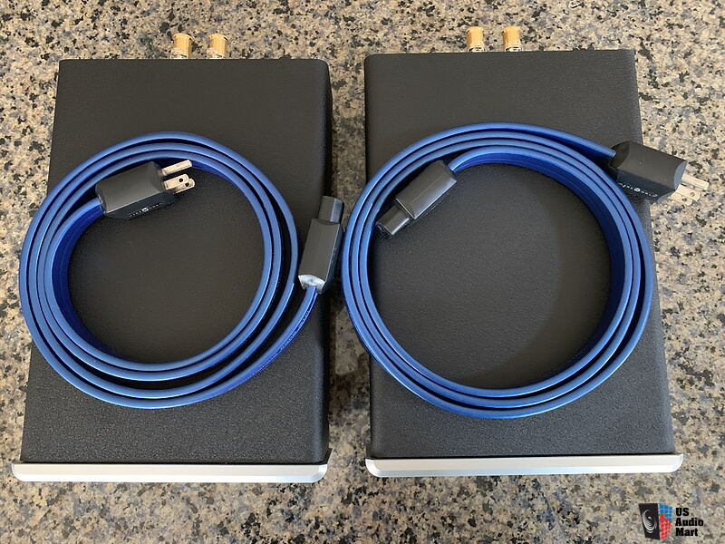 Bel Canto REF500m Monoblocks w/ WireWorld AC cables Photo #2351340 - US ...