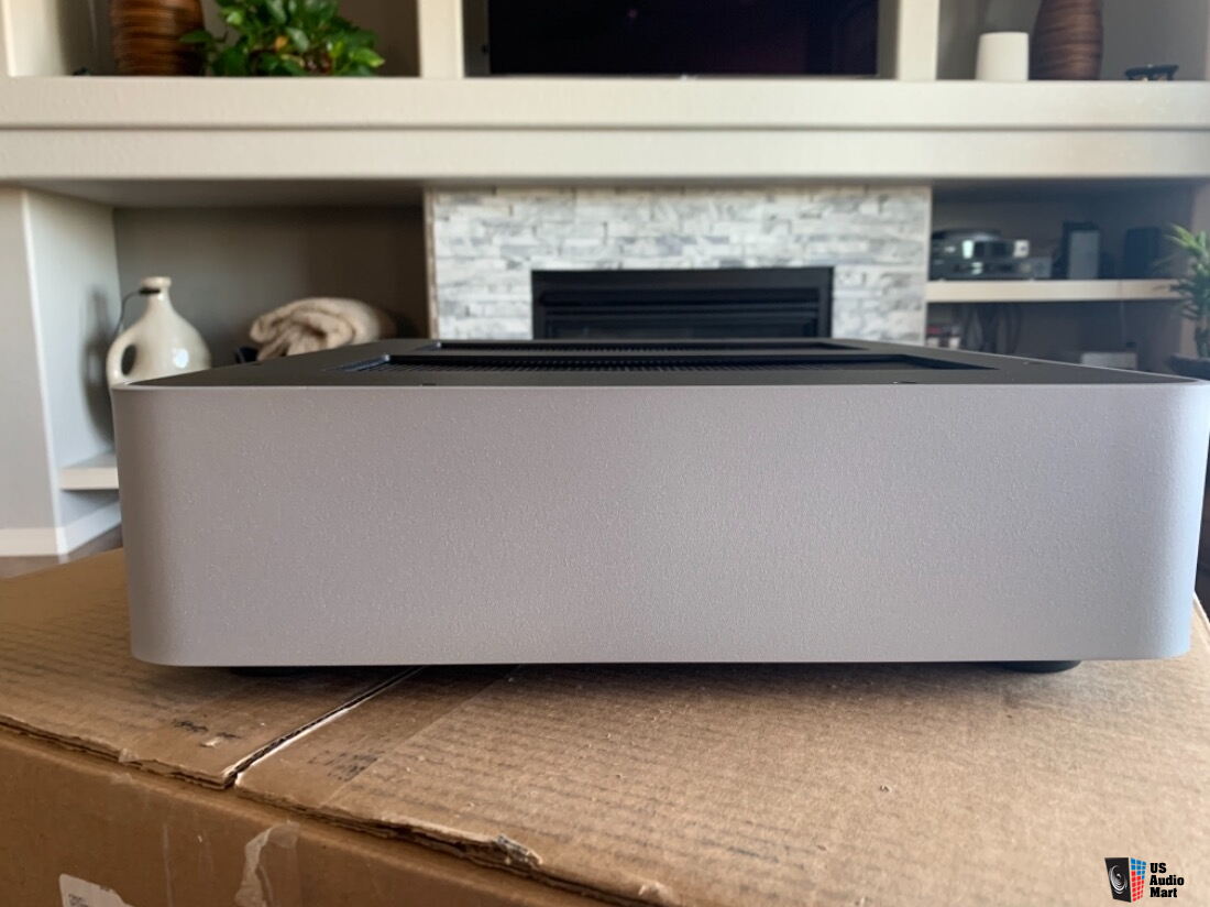 PS Audio P3 w/ Synergistic Research BLUE fuse Photo #2371047 - UK Audio ...