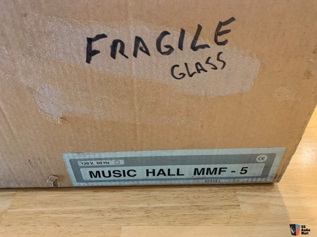 Music Hall MMF-5 w/ Goldring 1012 cartridge Photo #2382198 - US Audio Mart