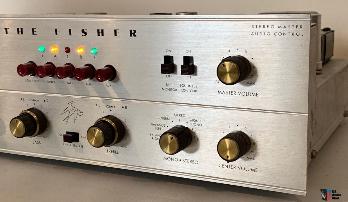 The Fisher Model 400-CX-2 Stereo Master Audio Control with 10-U Orig ...