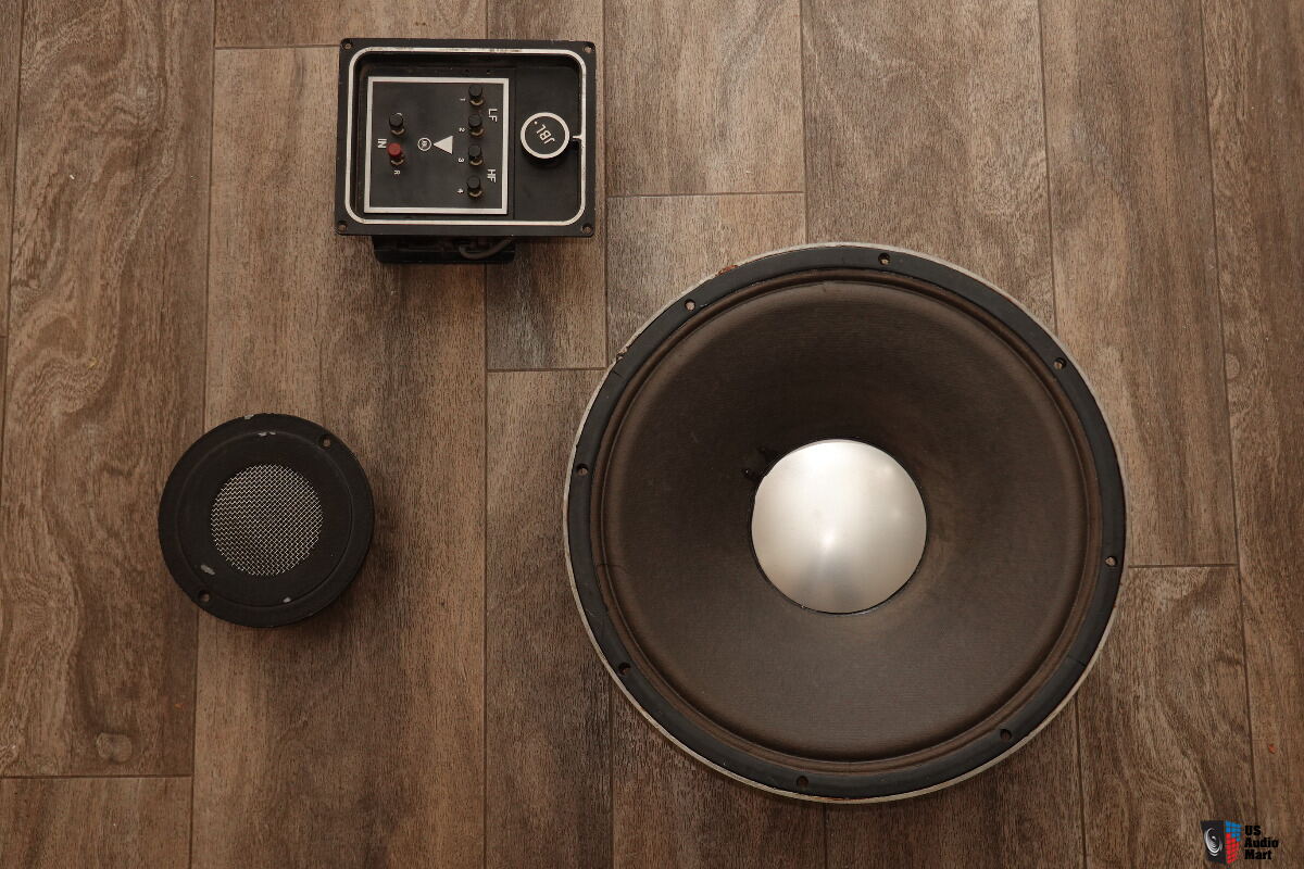 Vintage JBL D131 with crossover and tweeter (just one of each) Photo ...