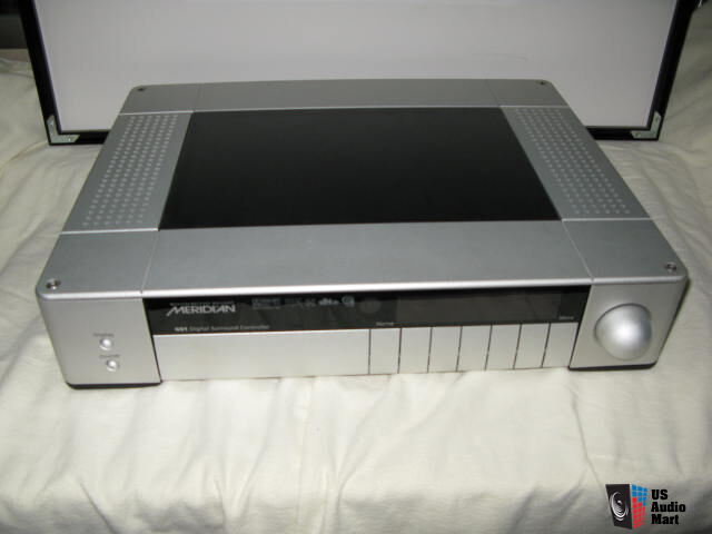 Meridian G61R Surround Sound Processor with Linear Power Supply, Remote ...