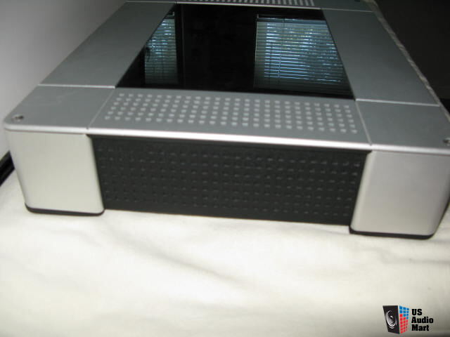 Meridian G61R Surround Sound Processor with Linear Power Supply, Remote ...