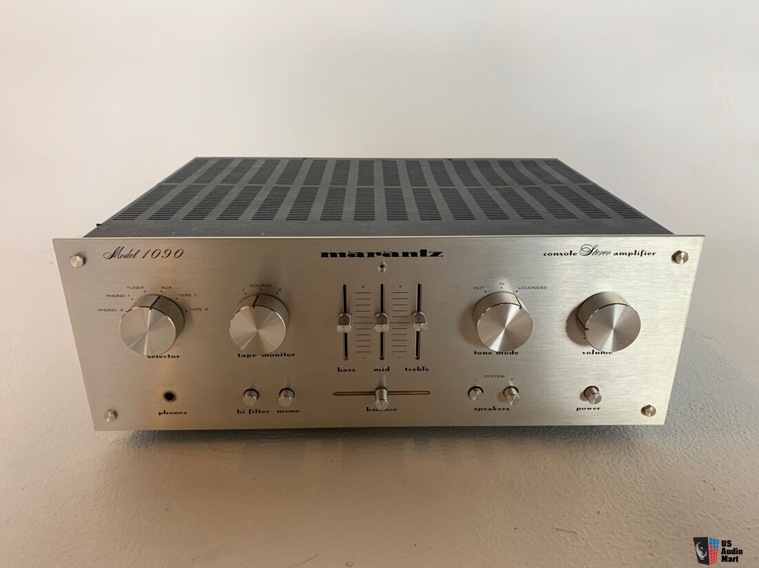 1977 Marantz Model 1090 Integrated Amplifier SERVICED Photo #2418515 ...