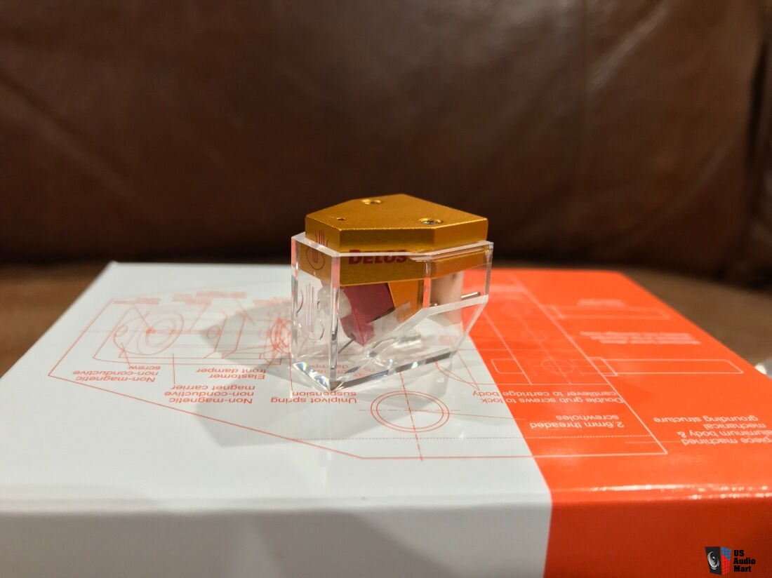 Lyra Delos Moving Coil Phono Cartridge MINT (Less than year old; low ...
