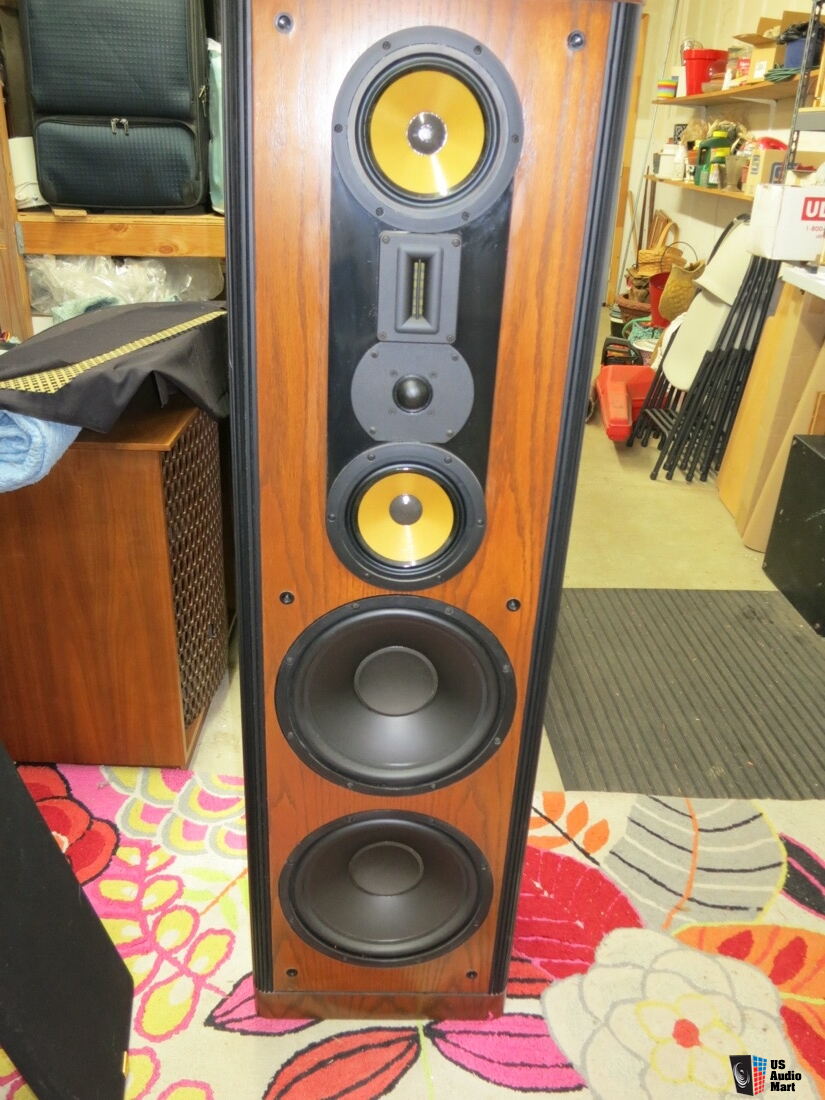 Legacy Focus Towers, One owner Photo #2466645 - US Audio Mart