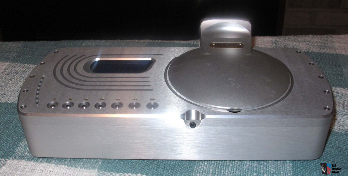Chord electronics One CD player ** UPDATE 01/28/20 Photo #2468802 - US ...