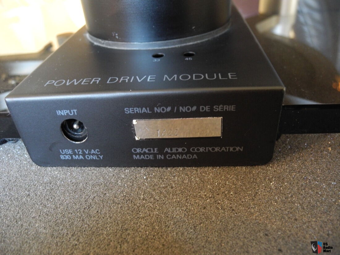 Oracle Delphi Mk III with Eminent Technology ET-2 tonearm Photo ...