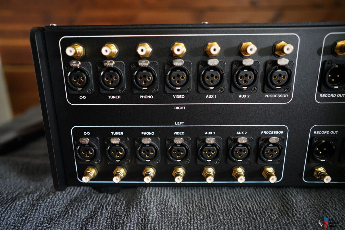 Audio Research Reference 5 SE Tube Preamplifier, Excellent low hours ...